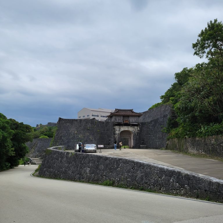 献血が100回目だったので沖縄へ日帰りで行ってみた | Risaiku リサイク